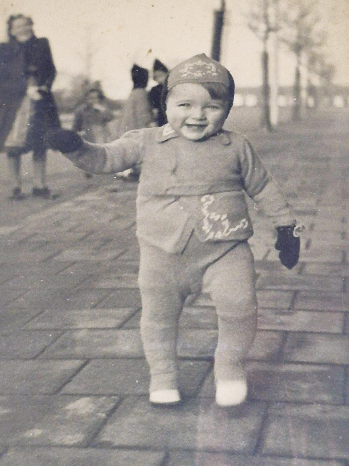 Resisting the Nazis in the Netherlands – Dunnville man shares family ...